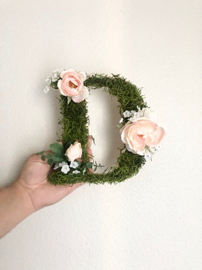 Greenery/ Floral Letter Sign - Etsy