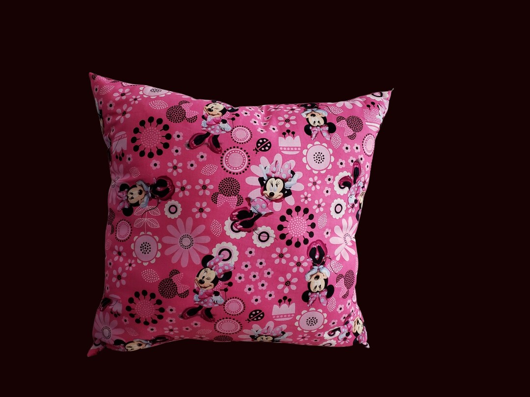 Minnie Mouse Pillow - Etsy