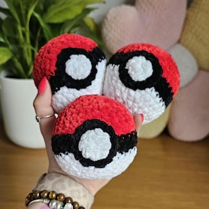 Poké Ball Crochet Pattern | Easy Amigurumi Plush (PDF Pattern) - Etsy