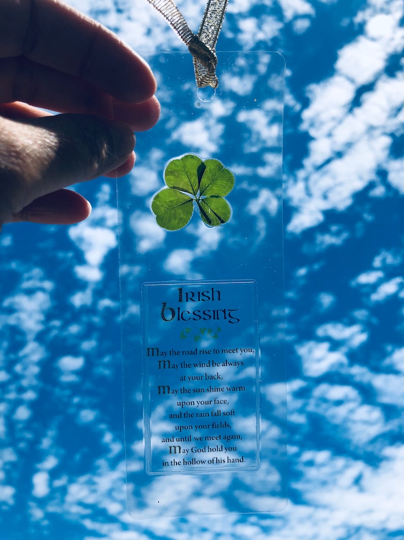 Real 4 Leaf Clover Bookmark Order - Etsy