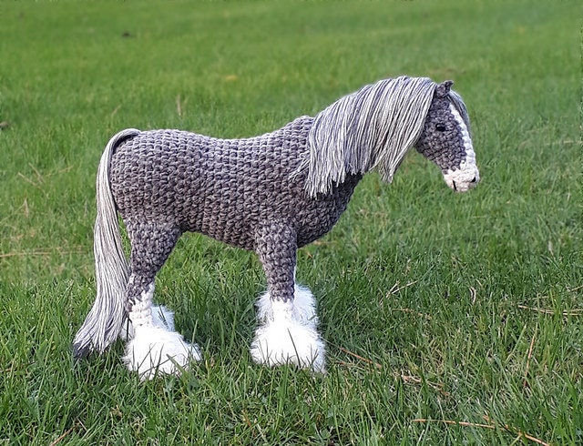 Stablemates Clydesdale Crochet Pattern, Realistic Horse Toy - Etsy
