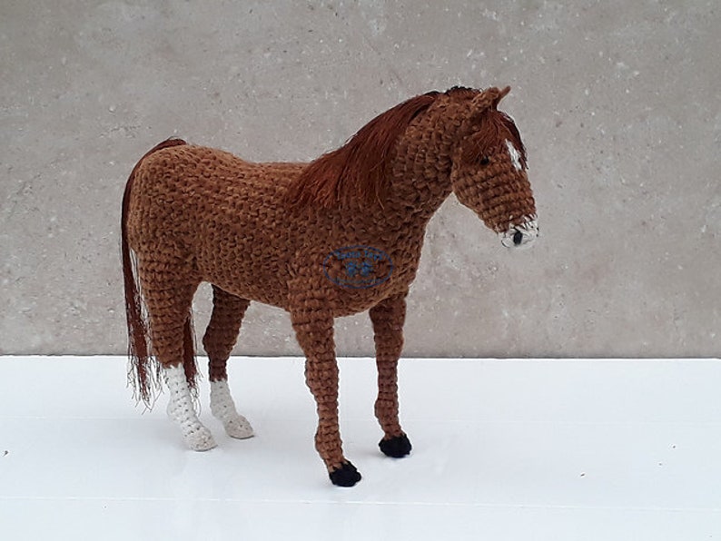 Stablemates Thoroughbred Crochet Pattern, Realistic Horse Toy - Etsy