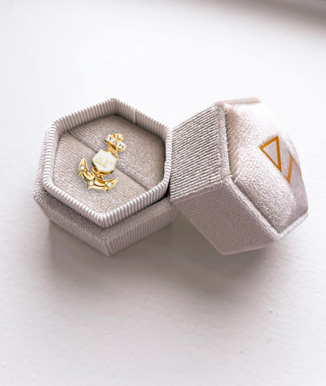 Velvet Badge Box for DELTA GAMMA Sorority | Deegee Sorority Gift ...