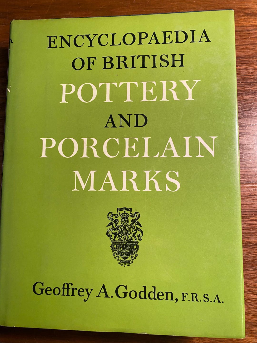 Encyclopedia of British Pottery and Porcelain: Dictionary ...
