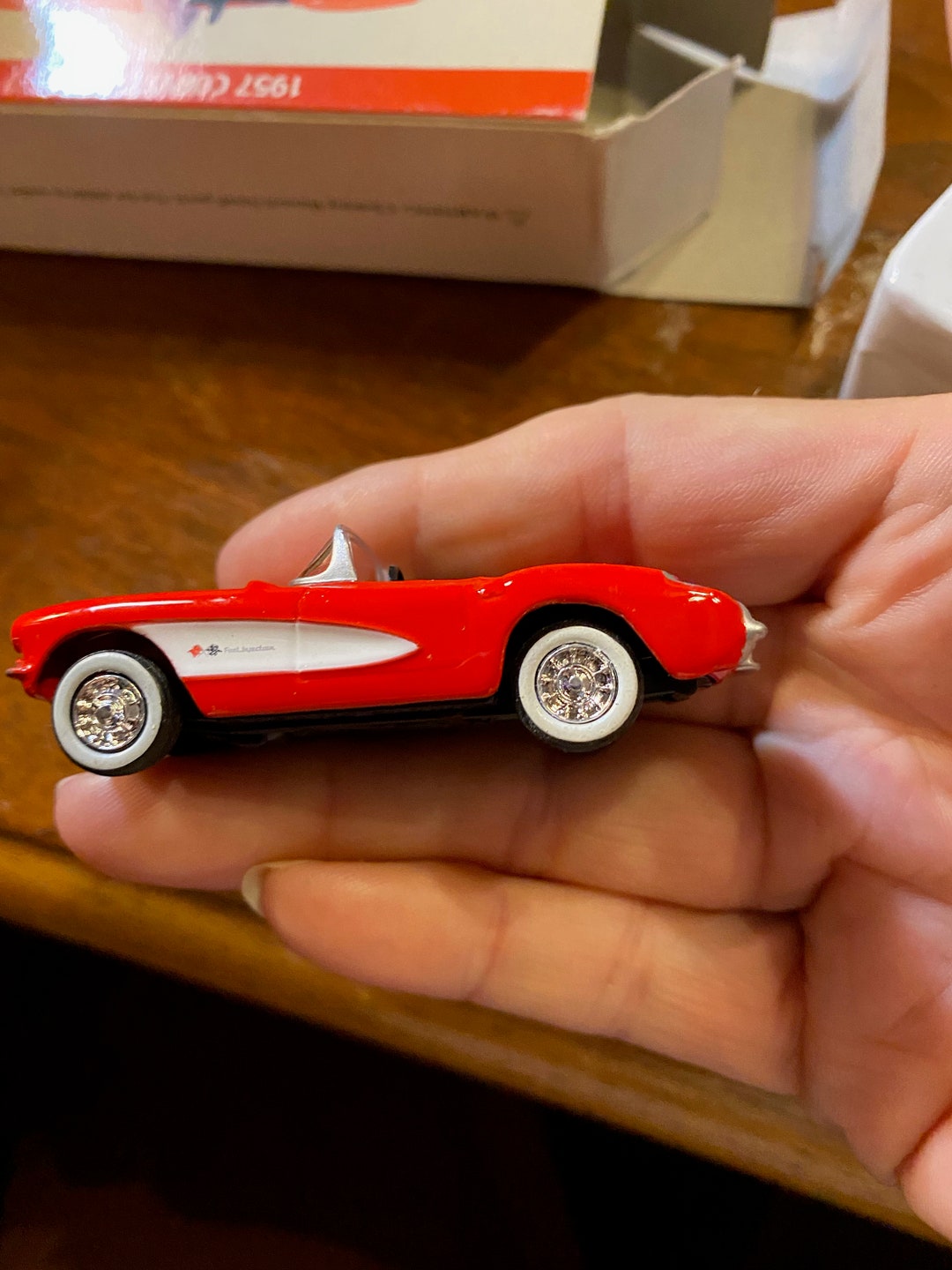 1957 Red Corvette Die Cast Metal Model - 2001 Reader's Digest ...