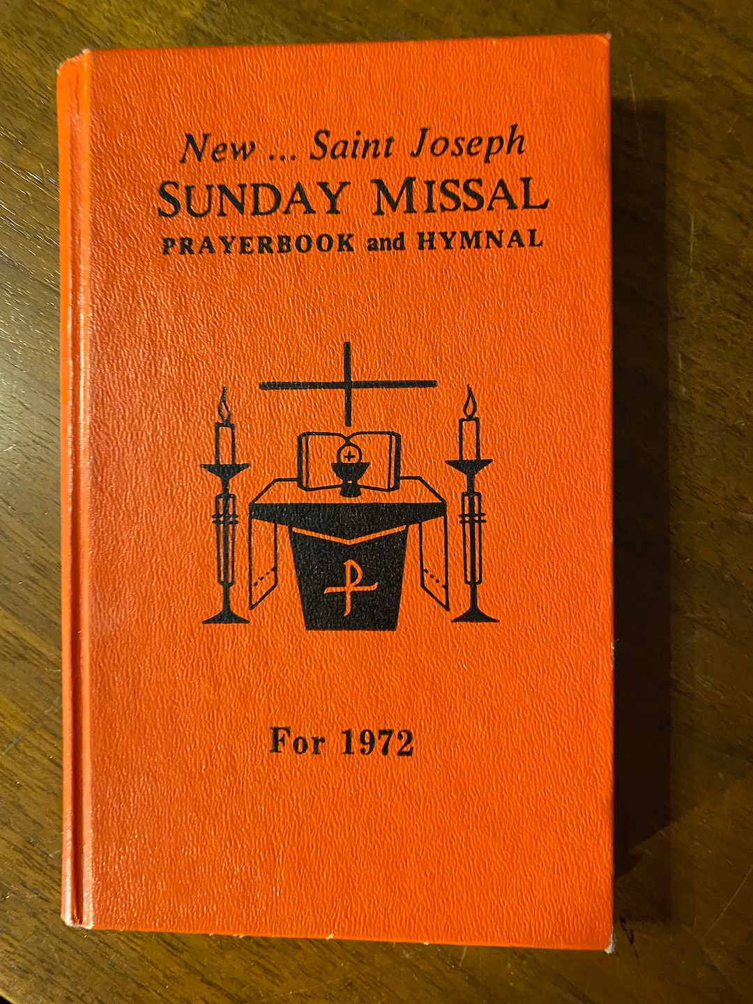 New Saint Joseph Sunday Missal Prayerbook and Hymnal 1972 - Christian ...