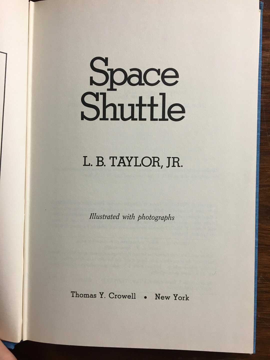 Space Shuttle - L. B. Taylor, Jr - 1979 - Space Travel - Skylab ...