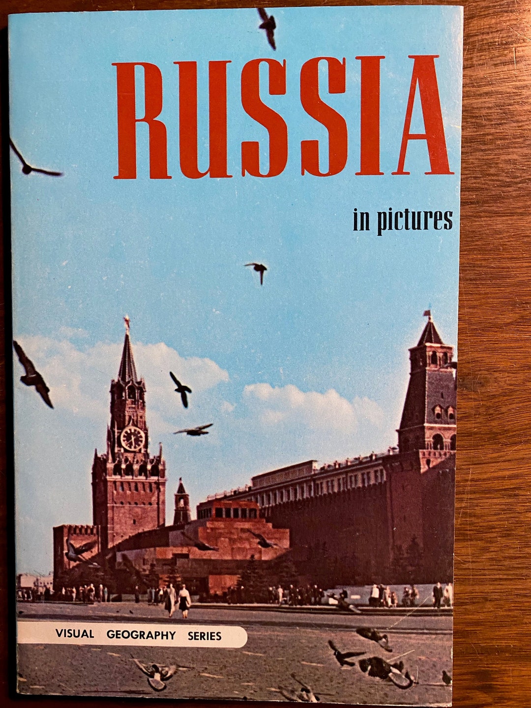 Russia in Pictures: Visual Geography Series - Galina Klimenko - 1979 ...