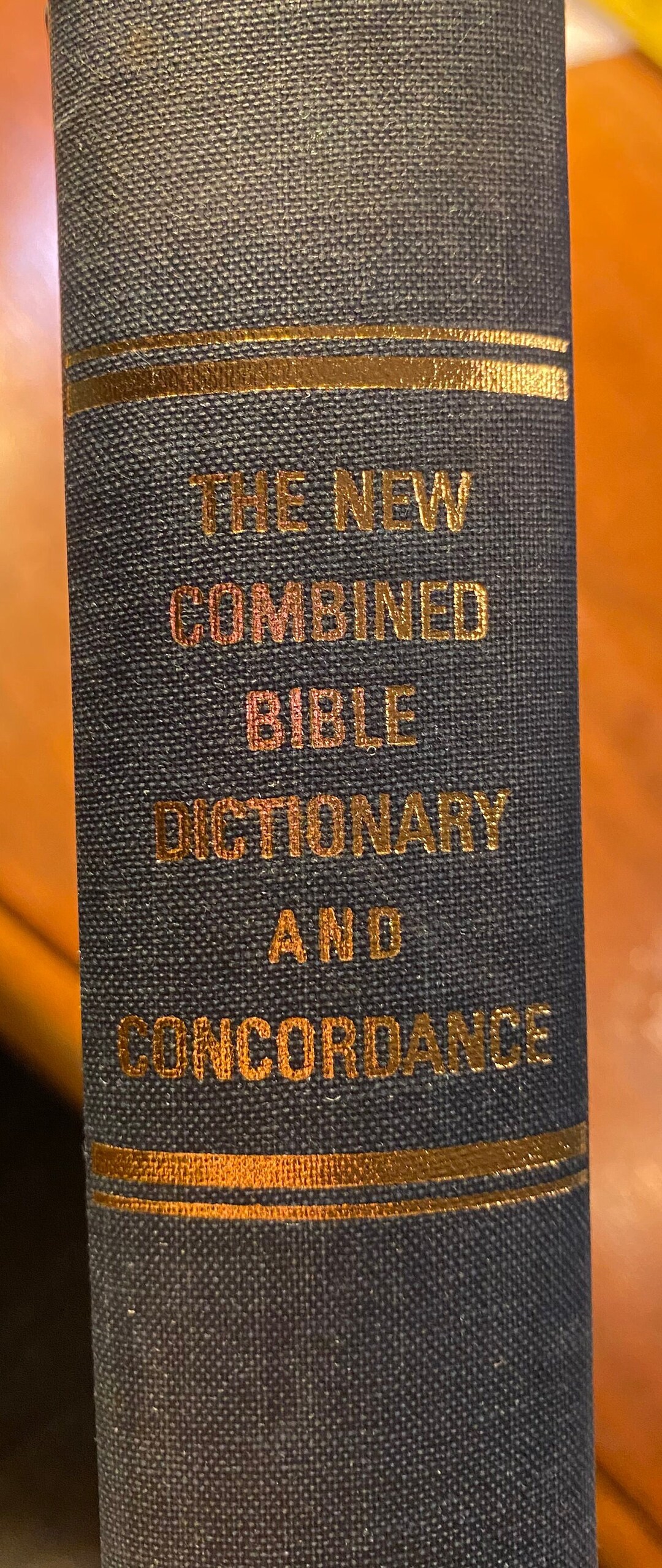 The New Combined Bible Dictionary and Concordance Old / New Testaments ...