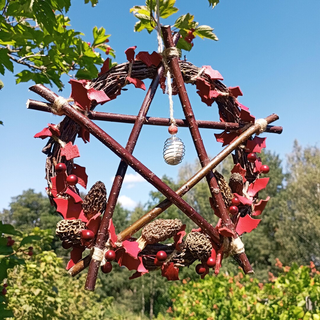 Pentacle of Protection, Witch Wreath With Mushrooms and Moss, Wiccan ...