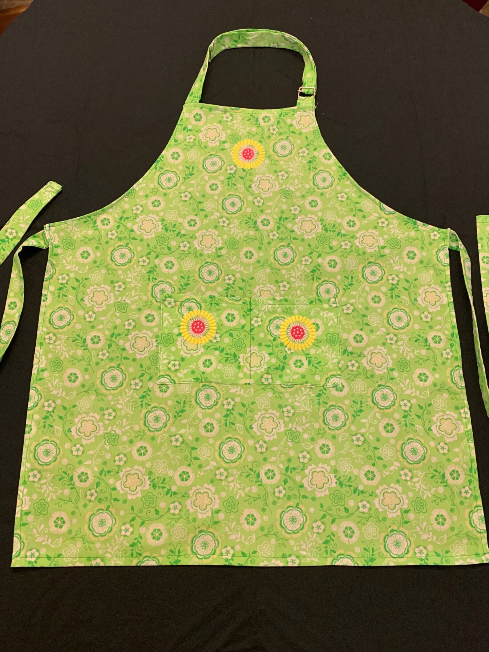 Apron With Matching Kitchen Towel and Hot Pad - Etsy