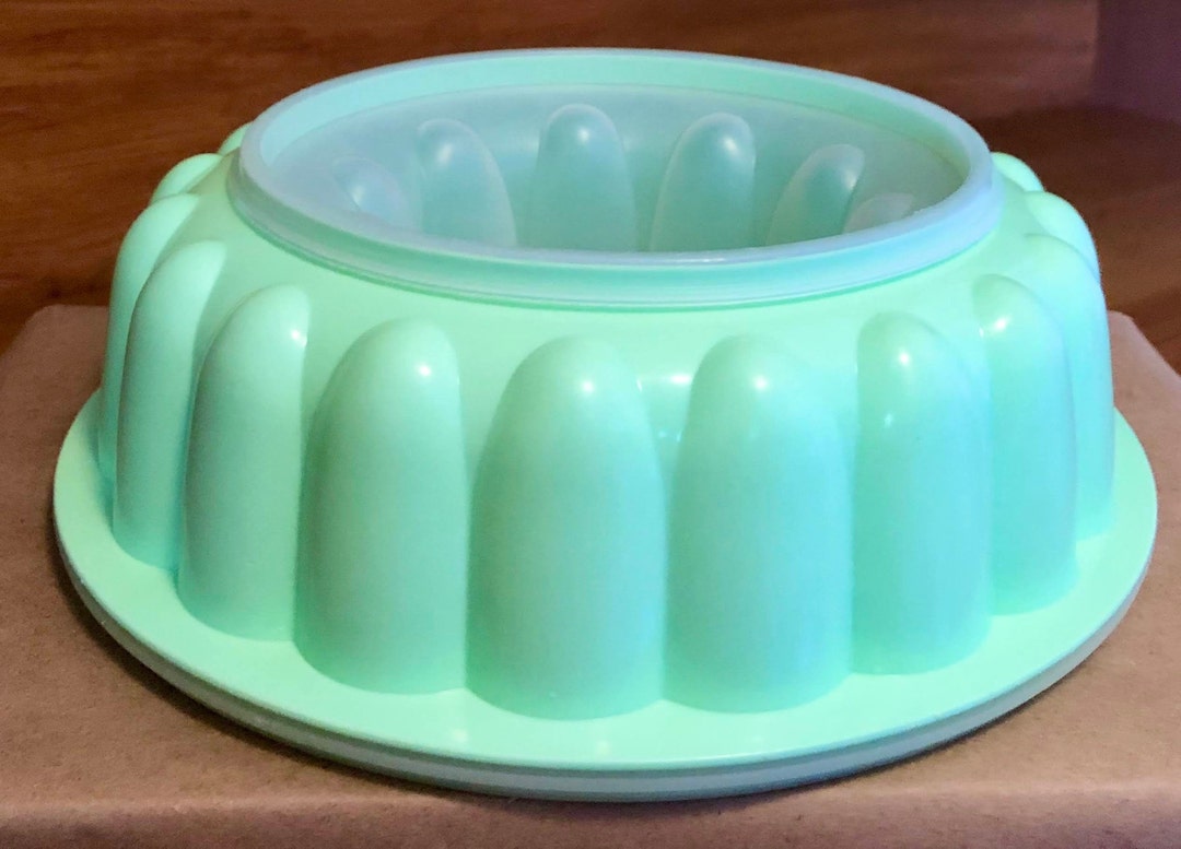 Vintage Tupperware Jel-ring Jello Mold - Etsy