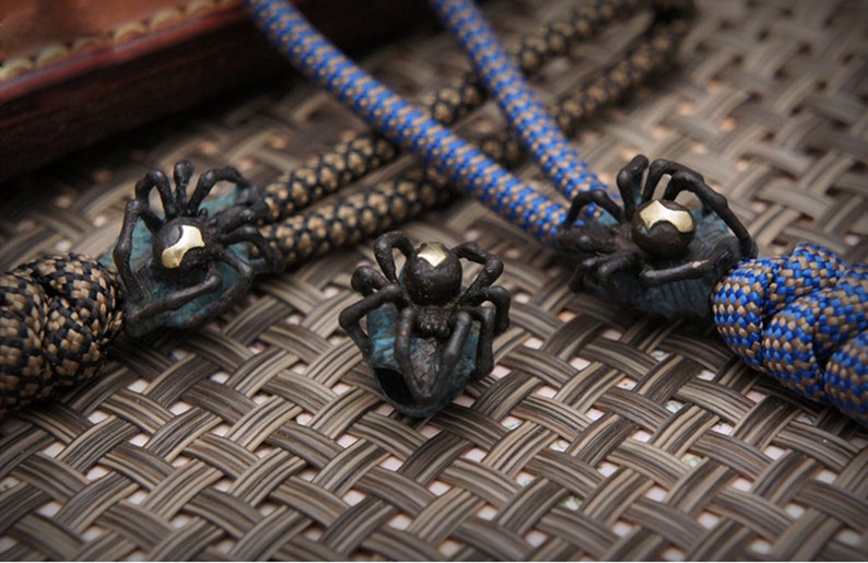 Paracord Bead black Widow Spider Knife | Etsy