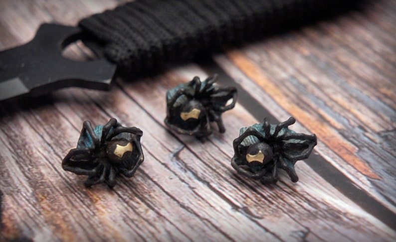 Paracord Bead black Widow Spider Knife | Etsy