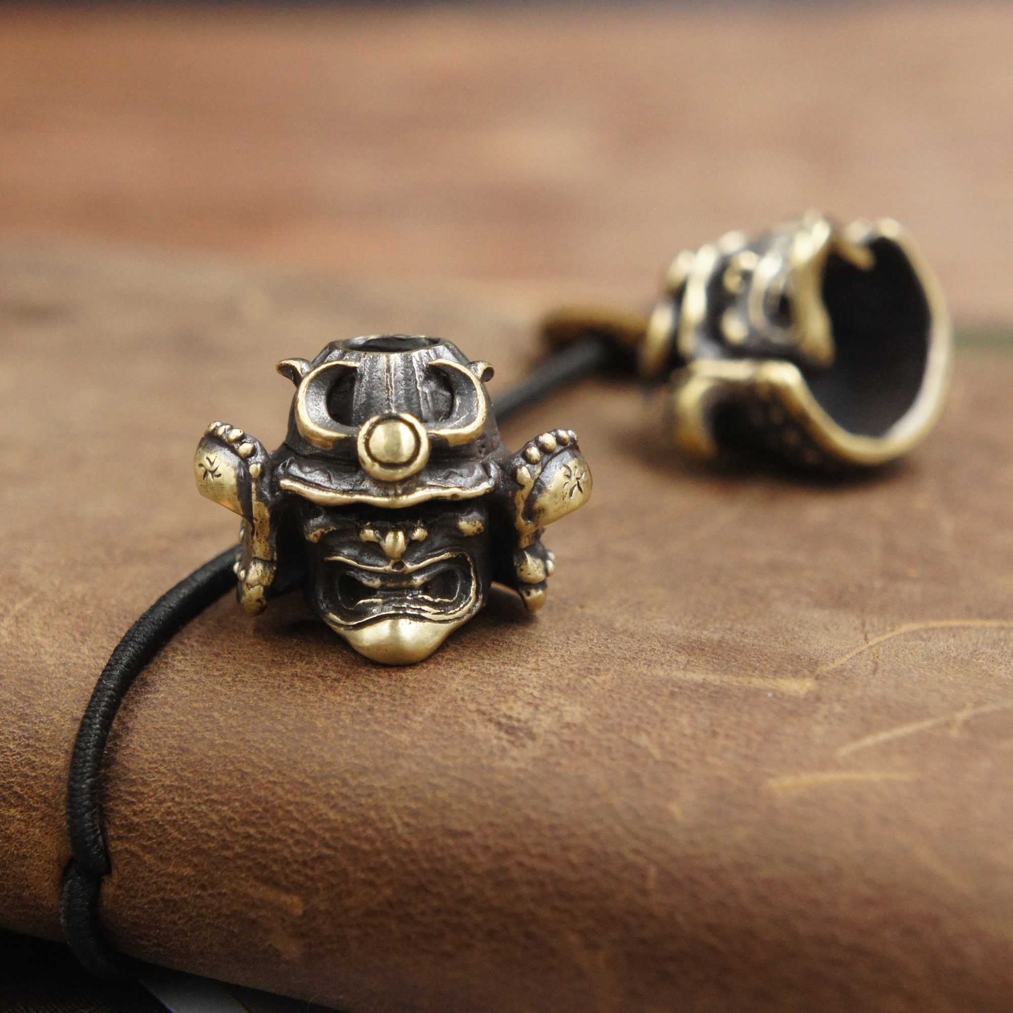 Brass Samurai Helmet Bead, Paracord Lanyard, EDC, Gift for Men - Etsy