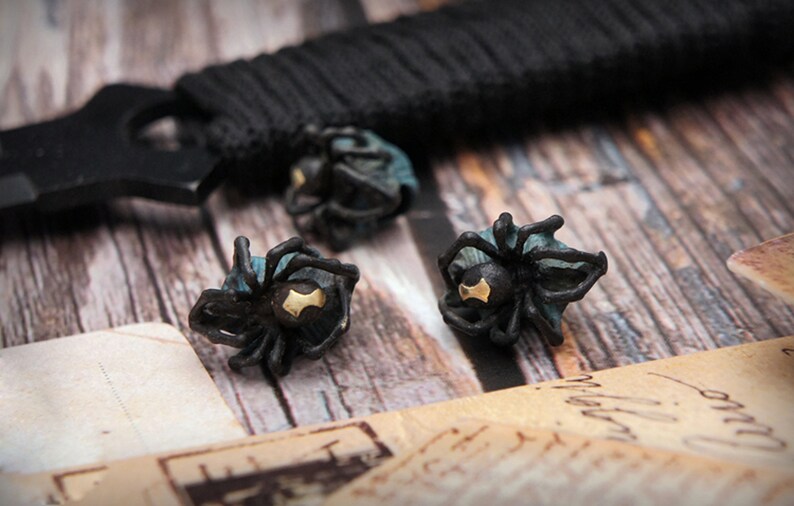 Paracord Bead black Widow Spider Knife | Etsy