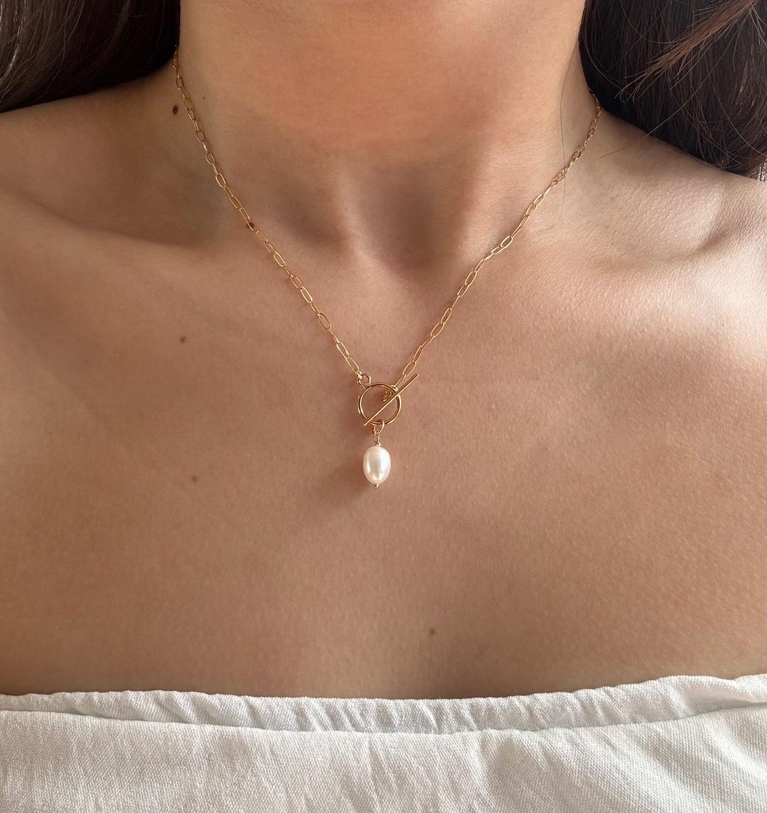 Alizée | 14kt Gold-filled Necklace | Paperclip Toggle Necklace | Dainty ...