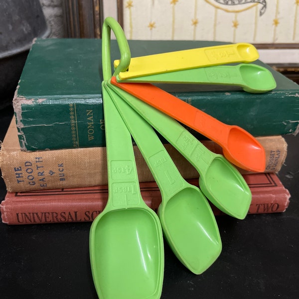 Tupperware Measuring Cup Set - Etsy