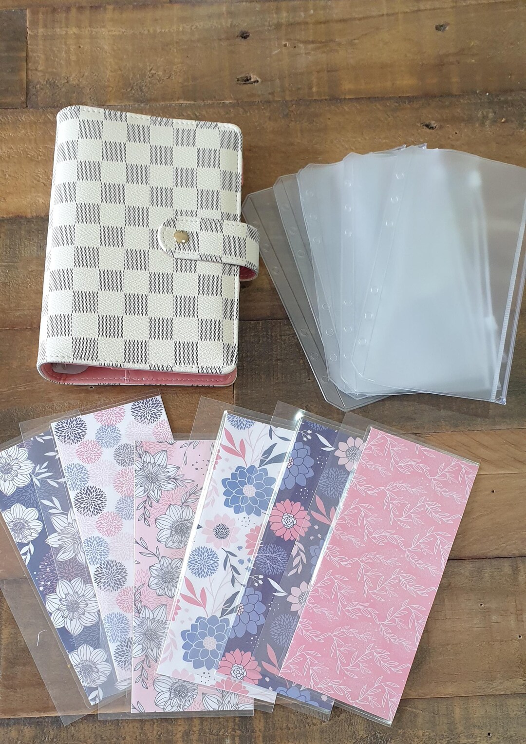 White and Grey Check Monogram A6 Binder With 6 Laminated Floral Cash ...