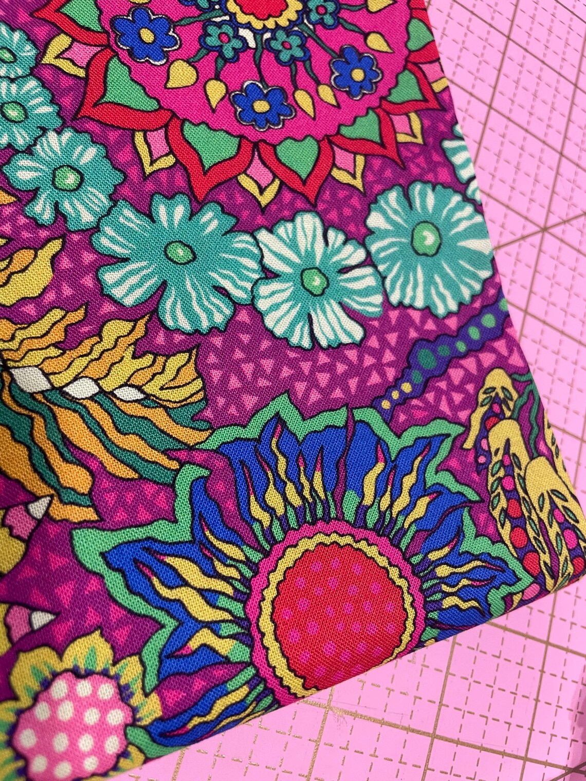 Botanica Pitaya | Sally Kelly | Windham Fabrics | Fat Quarter 18” X 22 ...