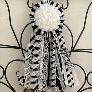 Homecoming Mums Personalized, Senior Homecoming Mums, High School Mums ...