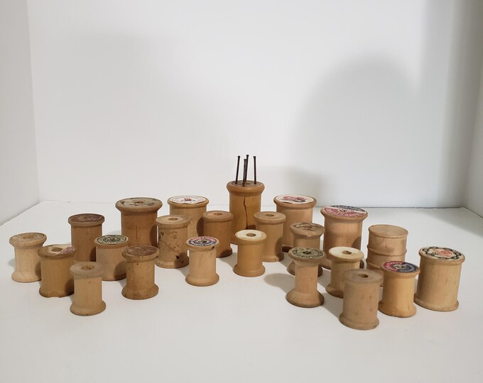 23 Vintage Various Sized Wooden Thread Spools - Etsy