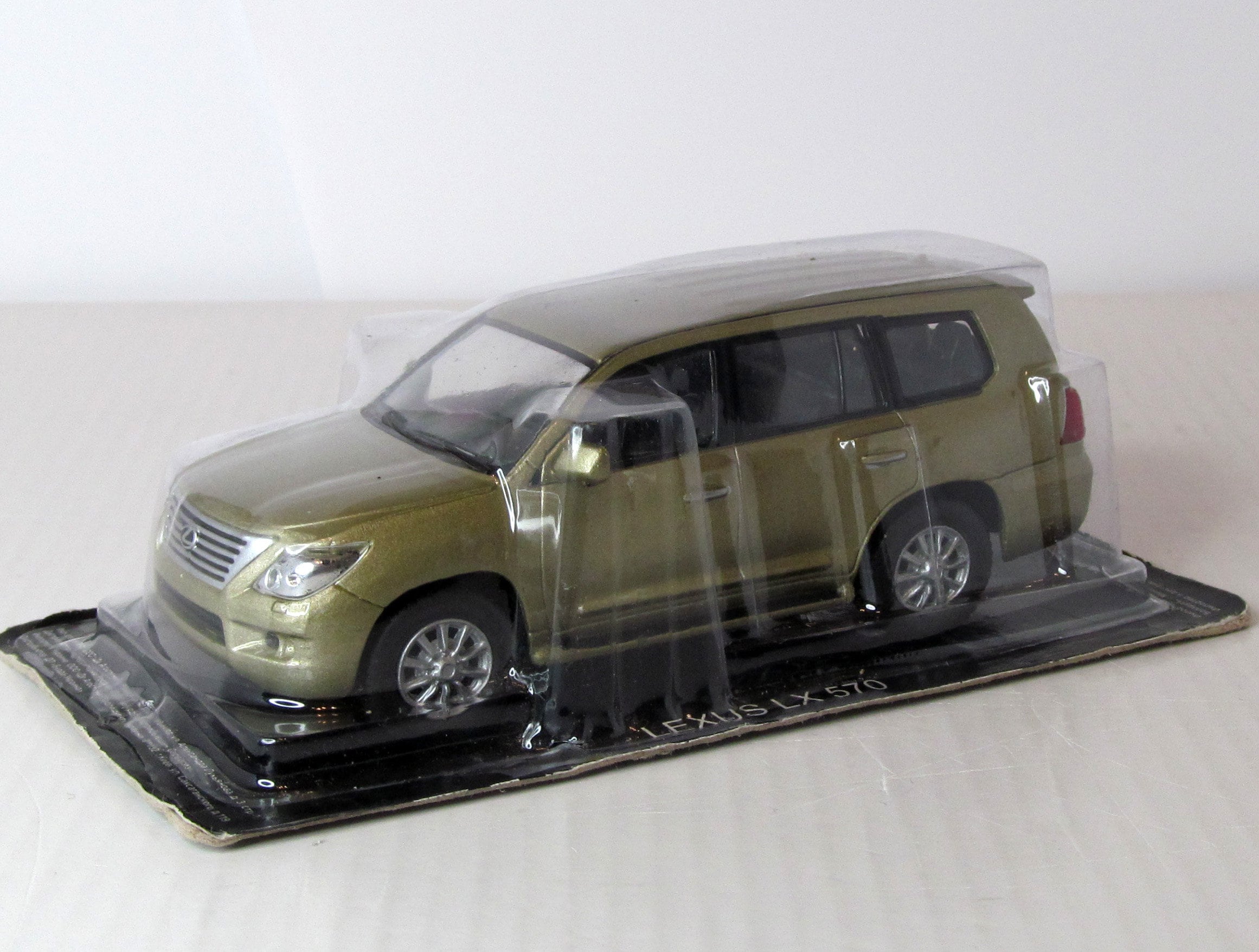 Lexus LX 570 Supercars N51, Deagostini, Blister. Diecast Scale 1:43 ...