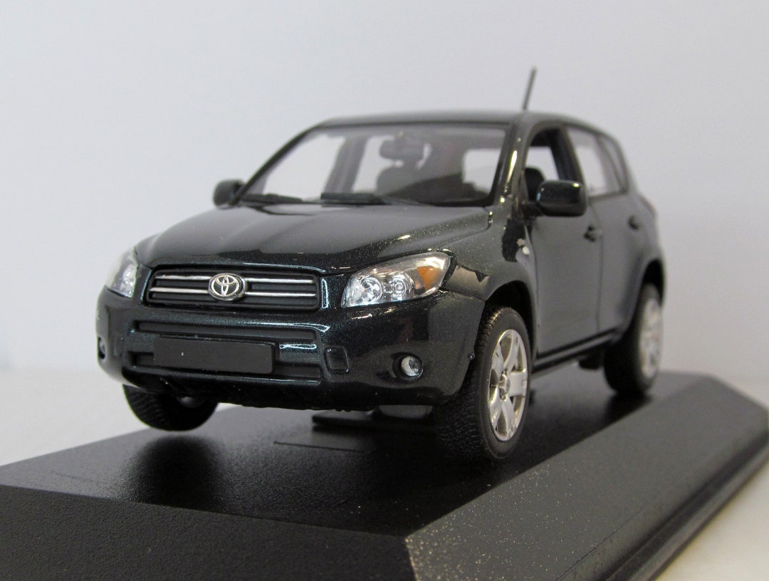 Toyota RAV 4 2000, Minichamps, Box. Diecast Scale 143, Metal Car, Die ...