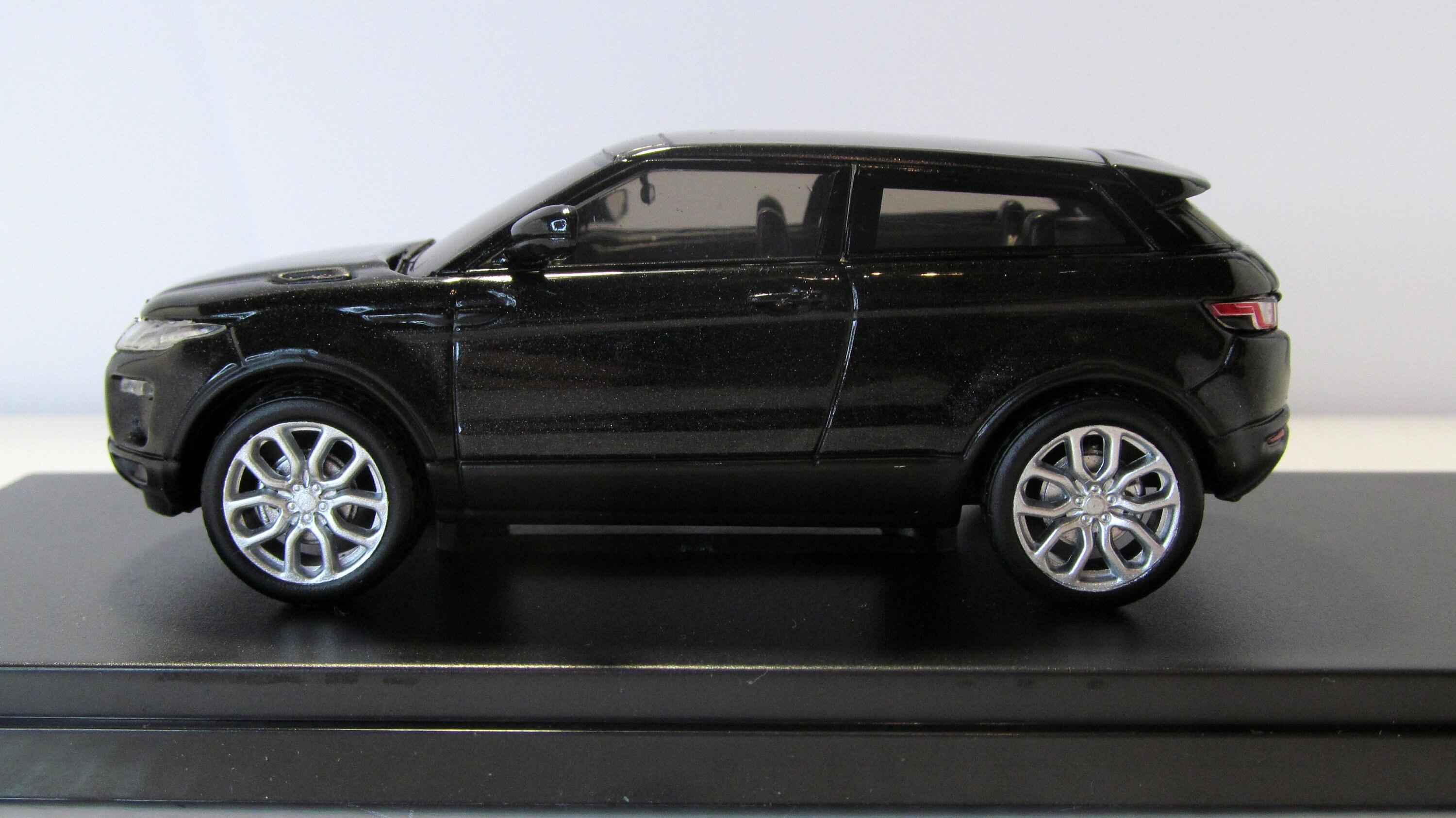 Range Rover Evoque. IXO Models Box. Vintage Collectible Toy - Etsy