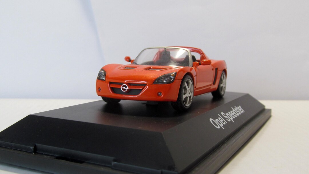 Opel Speedster, Schuco, Box. Collectible Car. Scale Diecast Model 1:43 ...