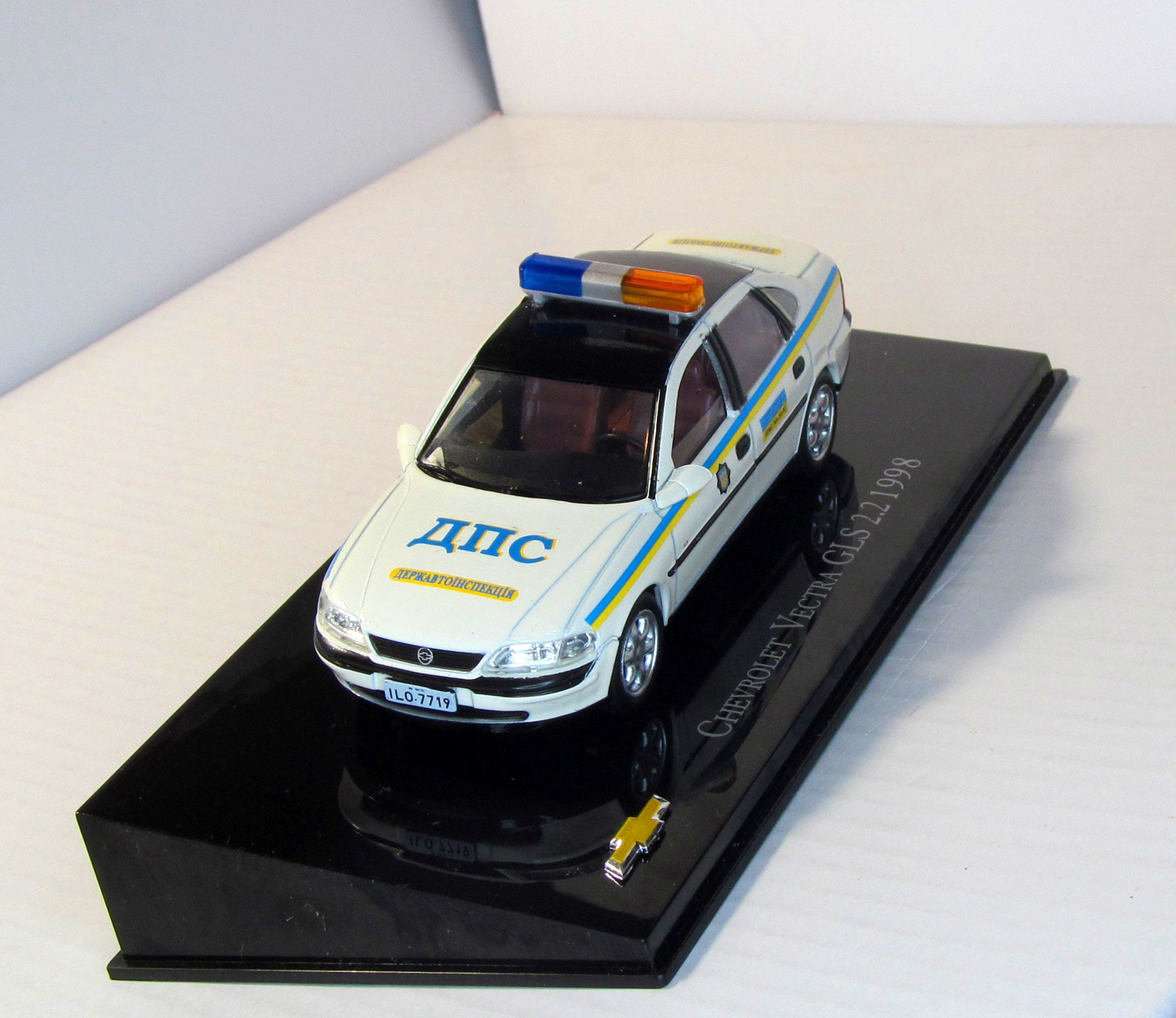 Vauxhall Vectra Police