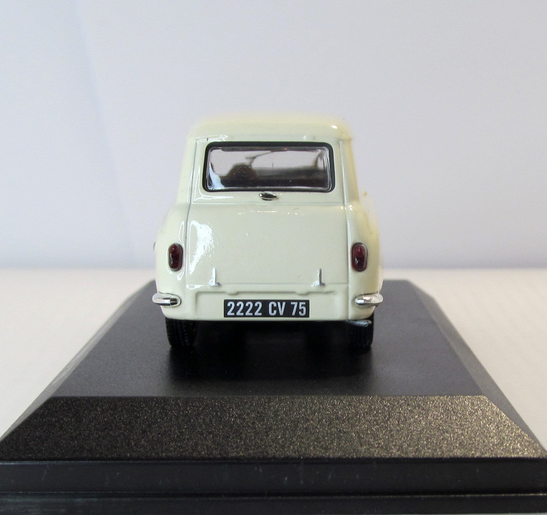 Simca Aronde Messagere 1954, Norev, Box. Diecast Car Collection. Scale ...