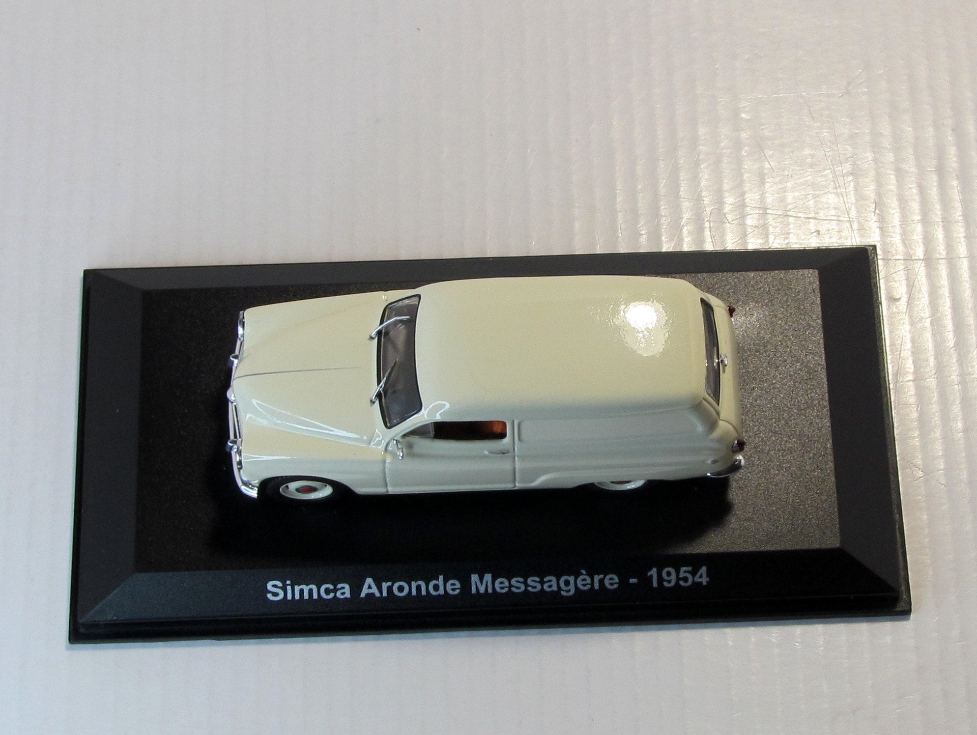 Simca Aronde Messagere 1954, Norev, Box. Diecast Car Collection. Scale ...