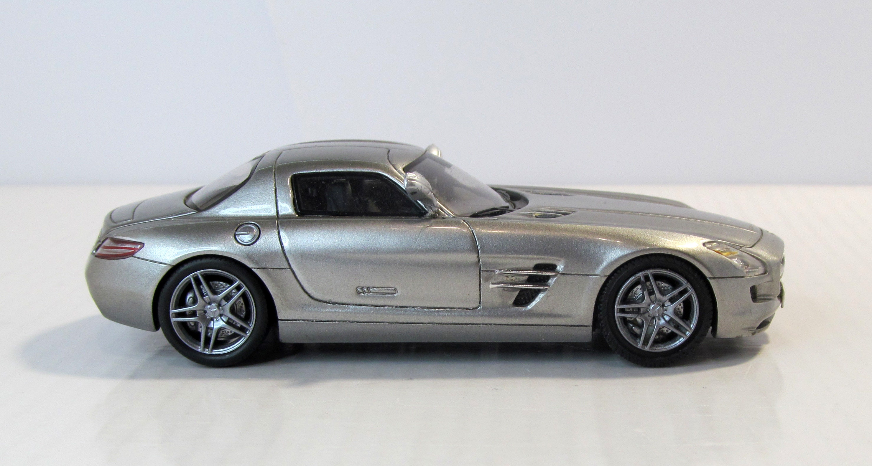 Mercedes Benz SLS AMG C197 2010, Ixo-models. IXO Models. Diecast Scale ...