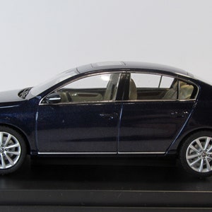 Volkswagen Passat B7 Saloon 2010 Blue, Schuco, Box. Collectible Car ...