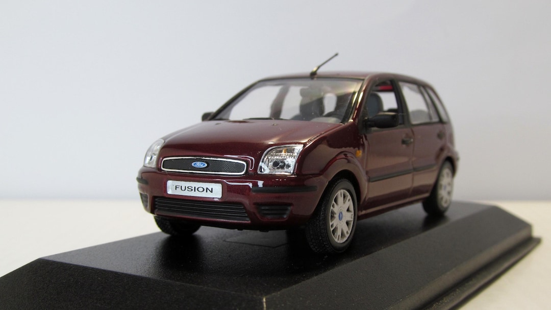 Ford Fusion 2007, Minichamps, Box. Diecast Metal Car Model, Classic ...