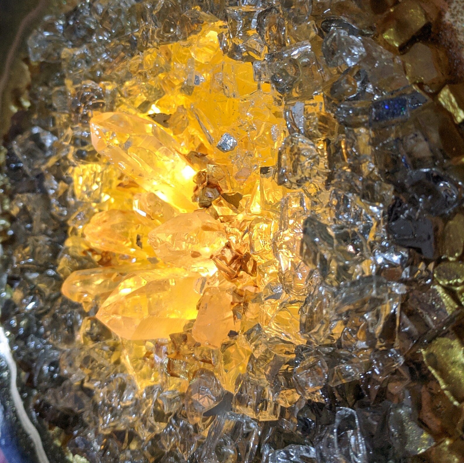 Resin Geode Art, Backlit Wall Decor, Azurite Druzy, Blue Resin Geode ...