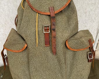 Swiss Army Backpack - Rucksack Salt and Pepper - Roll Top - Vintage ...