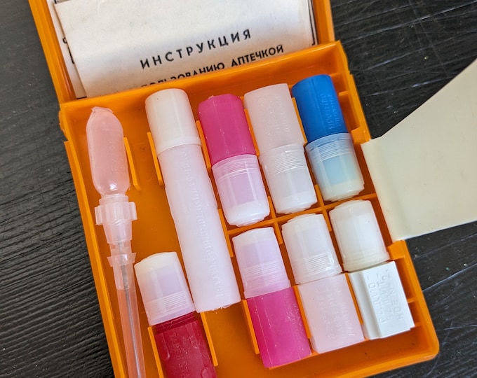 Rare Complete Set Vintage Soviet USSR Army Medic First Aid Kit AI-2 - Etsy