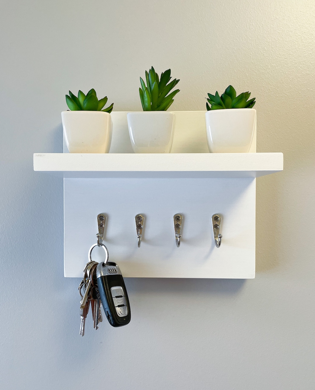 White Key Hook Shelf: Handmade Entryway Organiser - Etsy UK