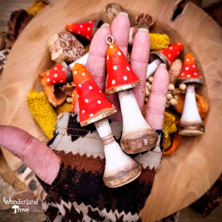 Wooden Mushroom Mushroom Decoration Acorn Decorations - Etsy UK