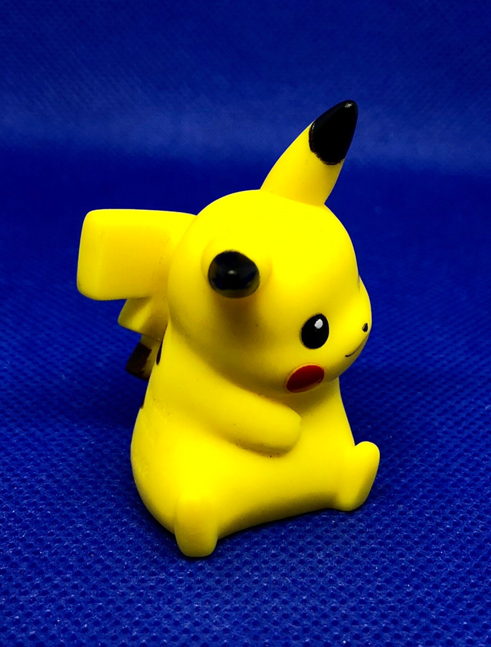2008 Pokemon Pikachu / Finger Puppet Figure / Genuine / | Etsy