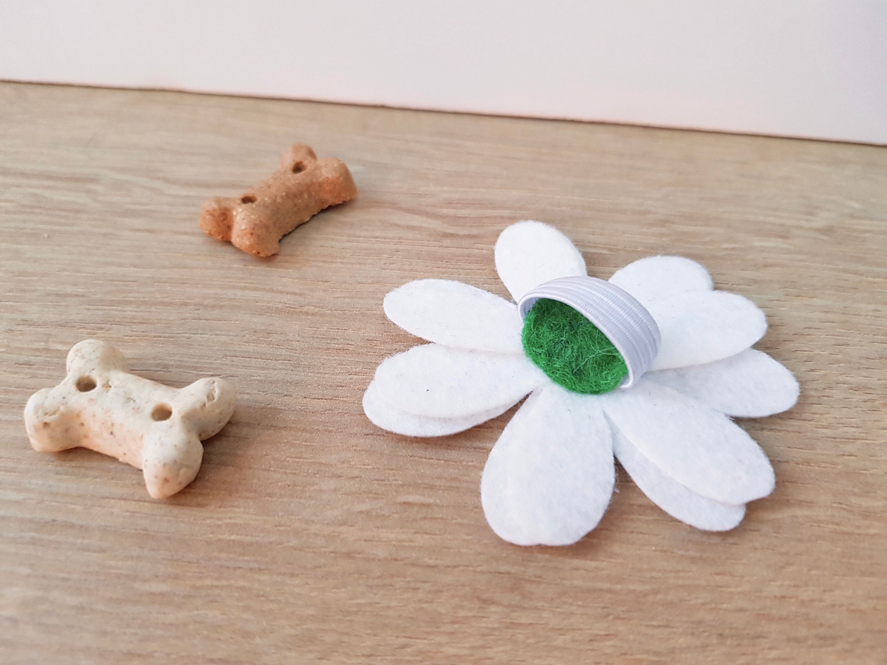 Daisy Collar Accessory Daisy Dog Collar Flower Dog Flower - Etsy UK