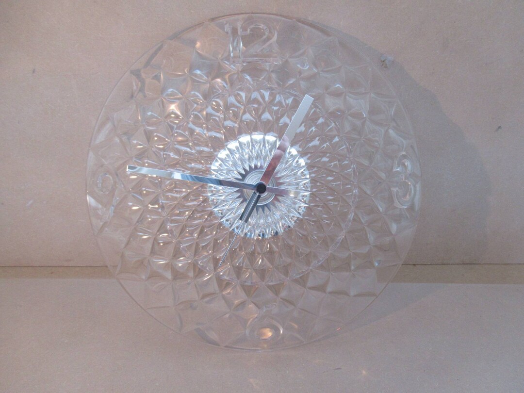 Luca's Choice Fratelli Guzzini CLOCK Designed by Pio and Tito Toso ...