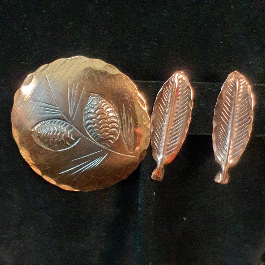 Vintage Stuart Nye Copper Jewelry Set: Leaf Earrings & Pinecone Pin - Etsy