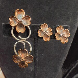Vintage Stuart Nye Copper Dogwood Pin and Earrings Set - Etsy