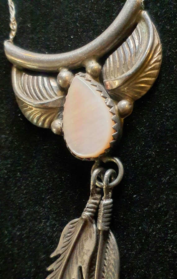 Eddie Secatero Jr. Navajo Silversmith MOP feathers ne… - Gem
