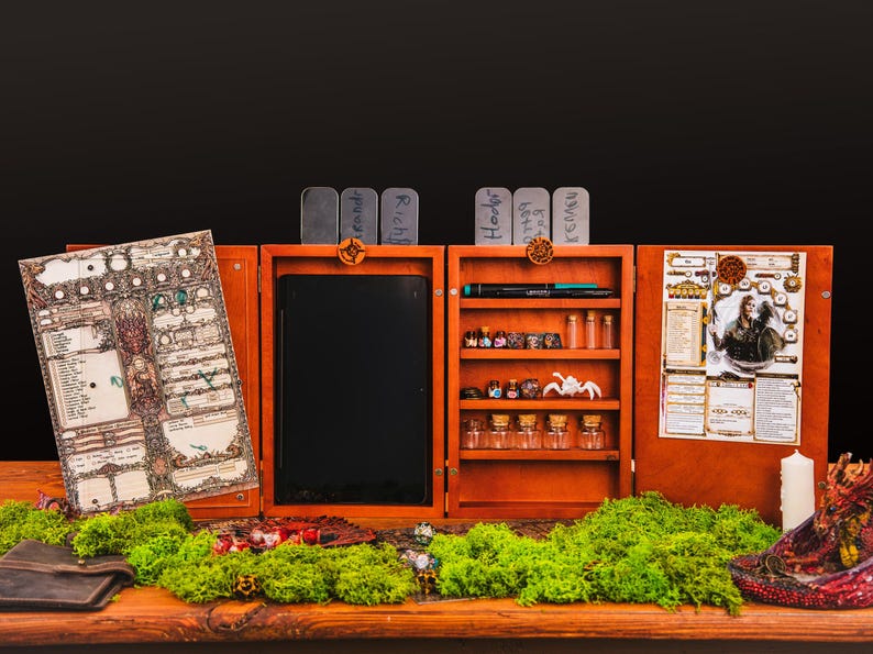Wooden DM Screen for Dnd RPG Games – Custom Dungeon Master Screen With ...