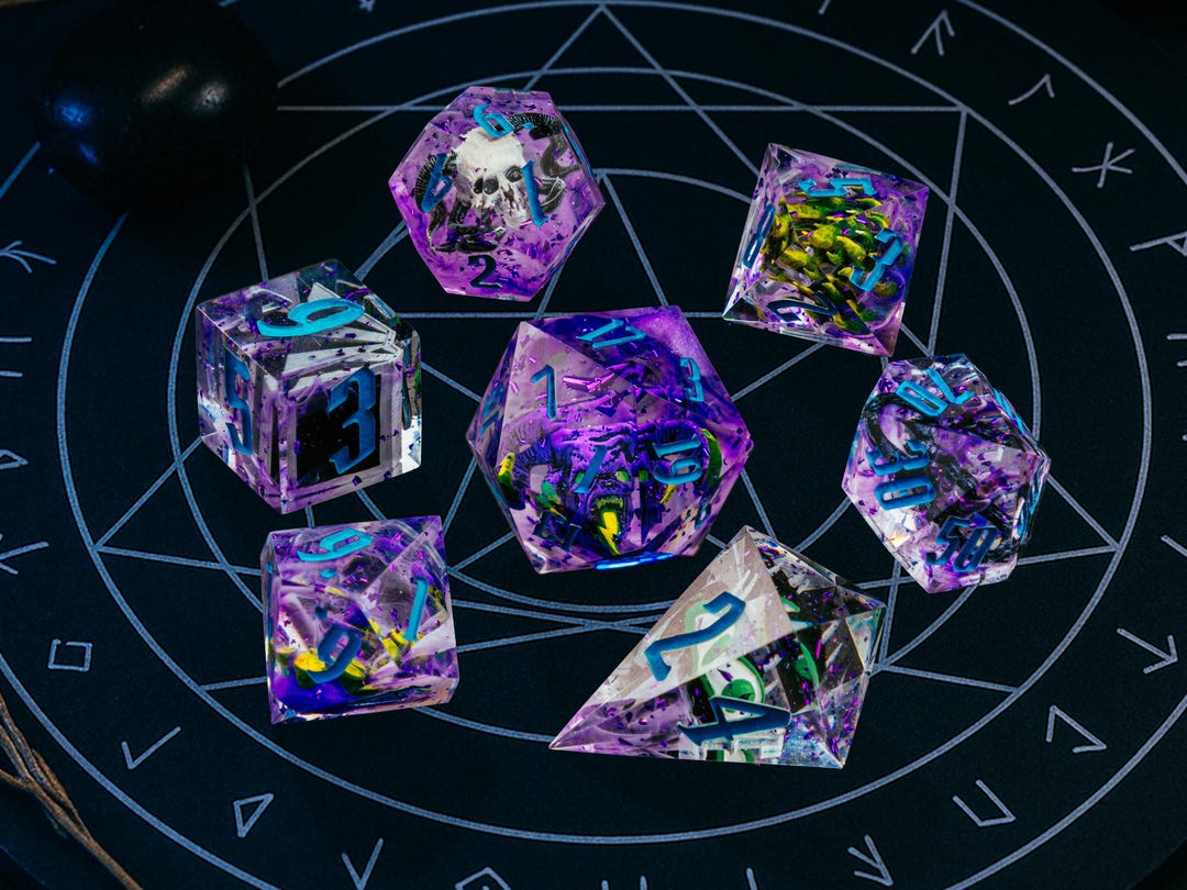 Warlock Dice Set – Handmade Resin Dice With Demon Skull, Chains ...