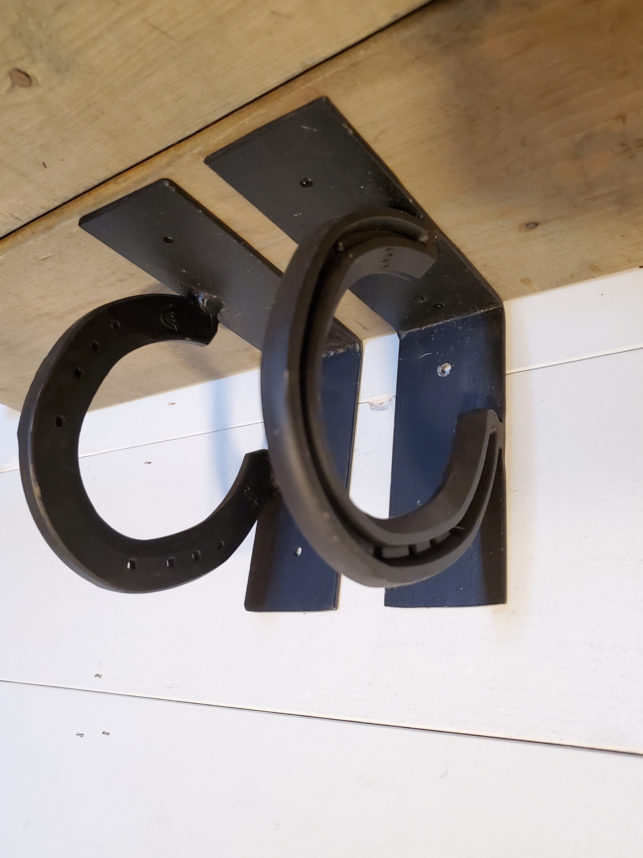 Shelf Bracket, Horseshoe Shelf Bracket, Shelf Support, Unique Metal ...